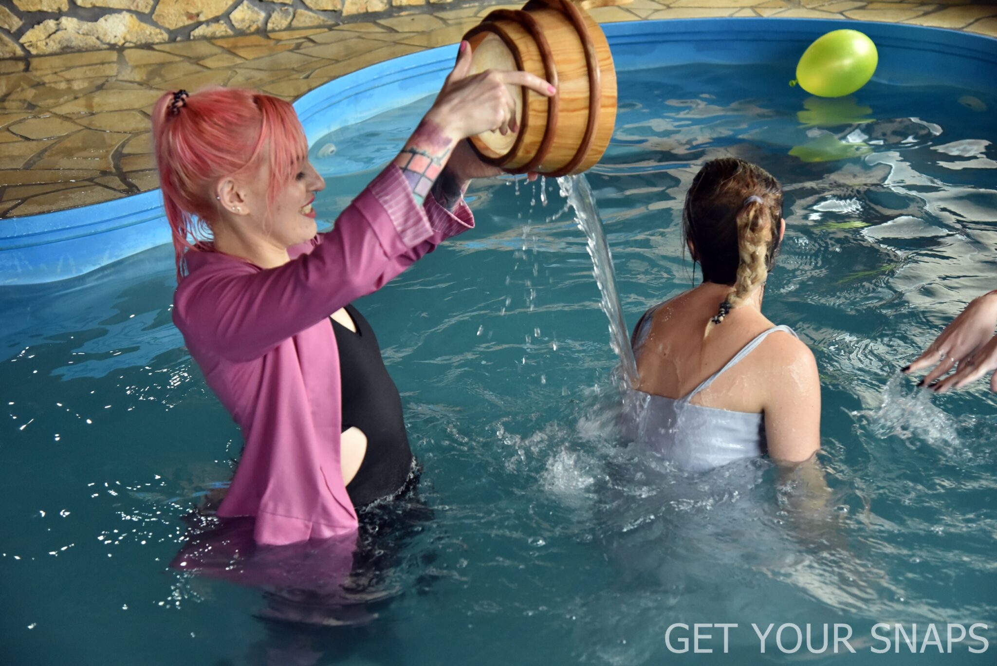 Sarah, Lolita and Pinkie in the pool - Girls in Wet Clothes